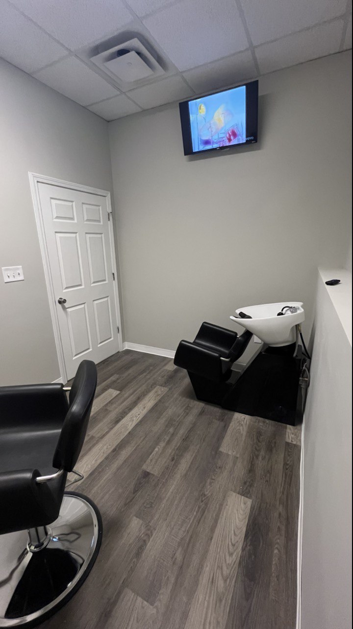 Our Salon Suites For Rent - VG Salon Studios